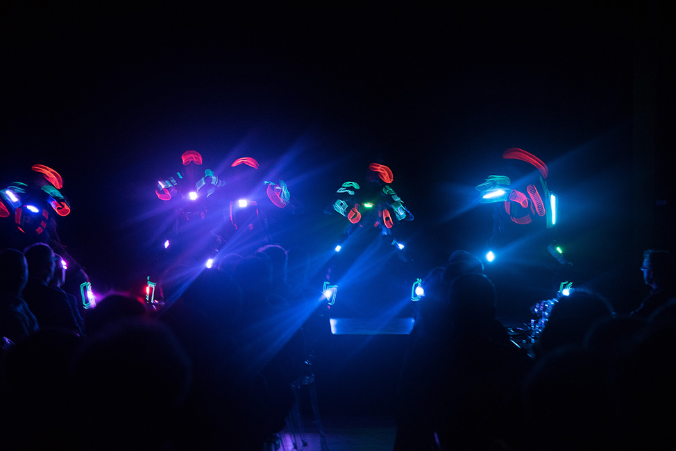 Lights and Lighting | PERFORMANCE iN LIGHTING - 40° Performance iN ...
