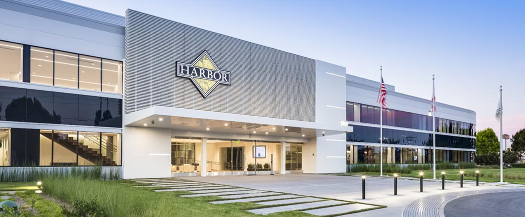 HARBOUR DISTRIBUTING Lighting projects | PIL USA/Canada