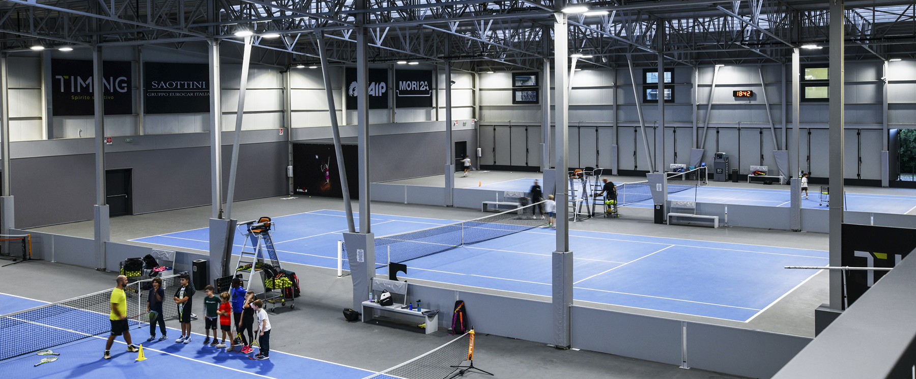 TIMING SPORT CENTER Lighting projects | PIL USA/Canada